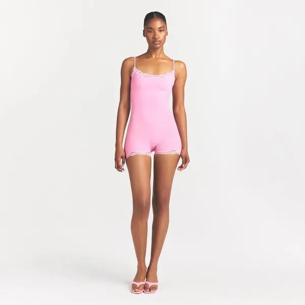 Skims Fits Everybody Lace Onesie - Bubble Gum Tonal | Editorialist